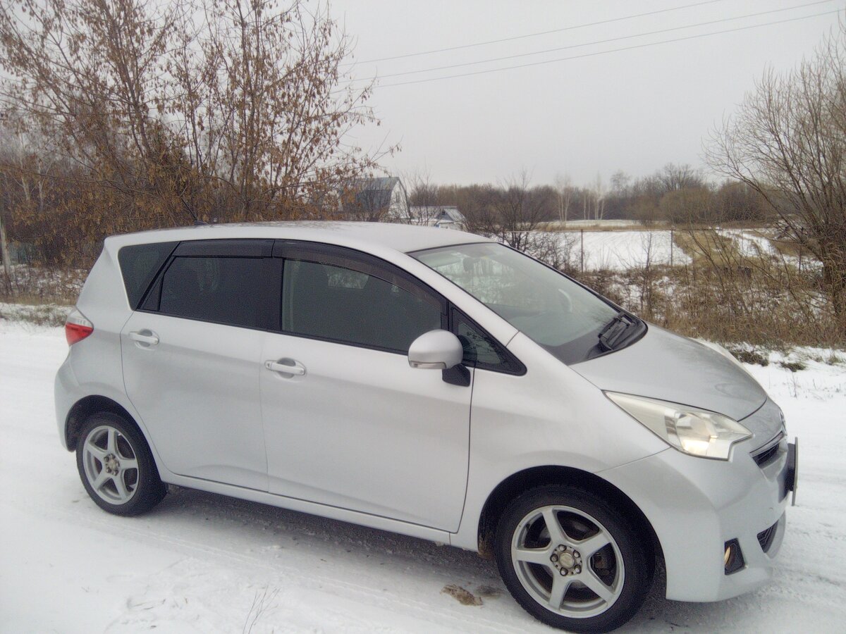 Купить б/у Toyota Ractis II 1.5 CVT (103 л.с.) 4WD бензин вариатор в ...
