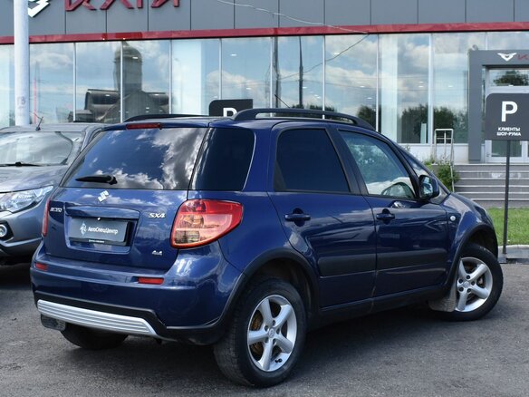 Купить б/у Suzuki SX4 I (Classic) 1.6 MT (107 л.с.) 4WD бензин механика ...