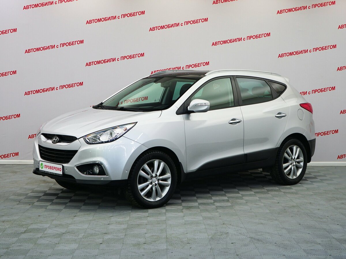 Купить б/у Hyundai ix35 I 2.0 AT (150 л.с.) 4WD бензин автомат в Москве: серебристый Хендэ ix35 ...