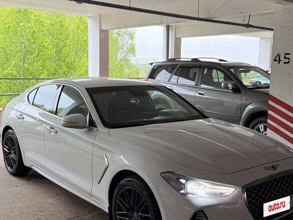 Купить б/у Genesis G70 I 2.0 AT (197 л.с.) 4WD бензин автомат в Домодедово: белый Генезис Г70 I ...