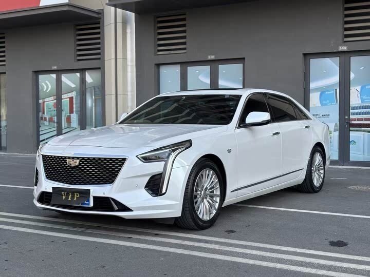 Купить б/у Cadillac CT6 I Рестайлинг 2.0 AT (237 л.с.) бензин автомат во Владивостоке: белый ...