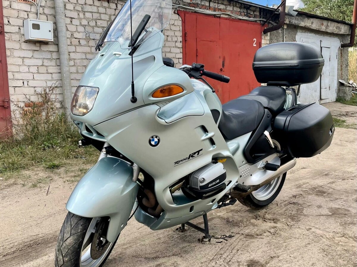 Купить б/у BMW R 1100 RT инжектор 5 передач в Людиново: серебристый ...