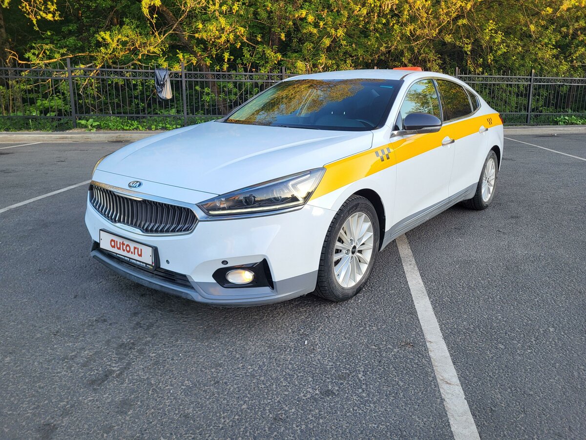 Купить б/у Kia K7 YG (II) 2.4 AT (190 л.с.) бензин автомат в Москве: белый Киа K7 YG (II) седан ...