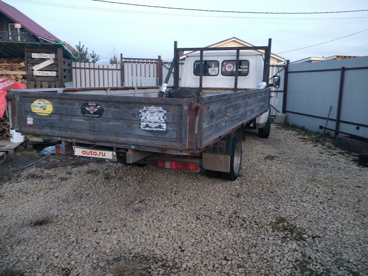 Купить б/у ГАЗ ГАЗель (3302) бензин механика в Санкт-Петербурге: белый бортовой грузовик 2003 ...