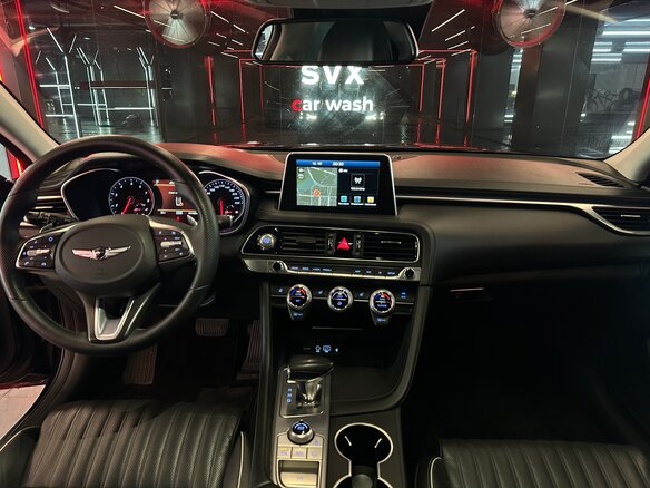 Купить б/у Genesis G70 I 2.0 AT (197 л.с.) 4WD бензин автомат в Екатеринбурге: чёрный Генезис ...