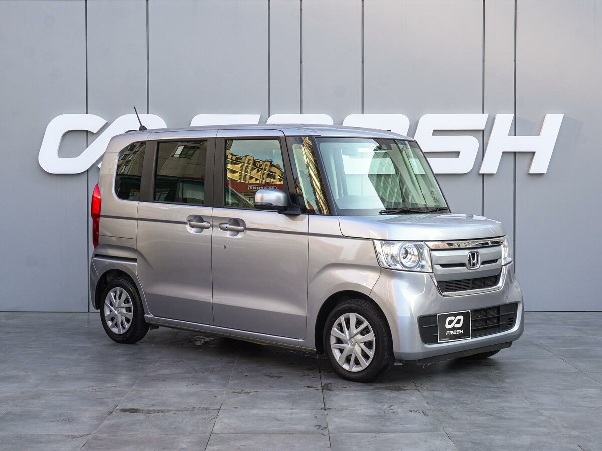 Купить б/у Honda N-BOX II 0.7 CVT (58 л.с.) бензин вариатор в Краснодаре: серебристый Хонда н ...