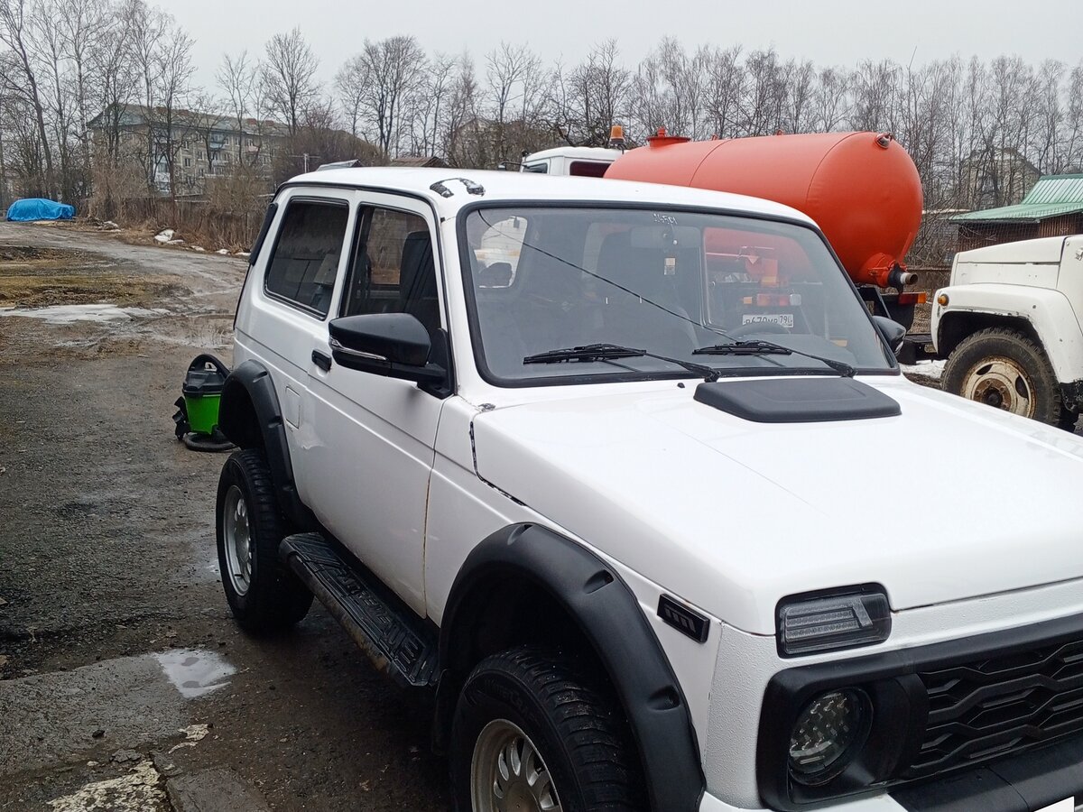 Купить б/у Lada (ВАЗ) 2121 (4x4) I Рестайлинг 1.7 MT (83 л.с.) 4WD бензин механика в Москве ...