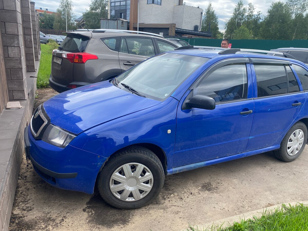 Купить б/у Skoda Fabia I Рестайлинг 1.2 MT (64 л.с.) бензин механика в ...