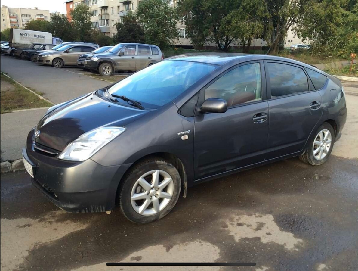 Купить б/у Toyota Prius II Рестайлинг (XW20) 1.5hyb AT (76 л.с.) гибрид ...