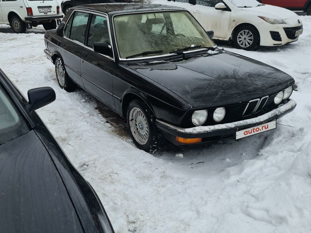 Купить б/у BMW 5 серии II (E28) 520i 2.0 MT (125 л.с.) бензин механика ...