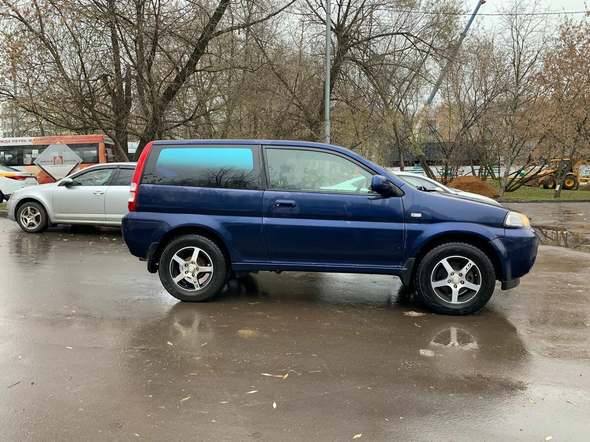 Купить б/у Honda HR-V I Рестайлинг 1.6 MT (105 л.с.) бензин механика в Москве: синий Хонда HR-V ...