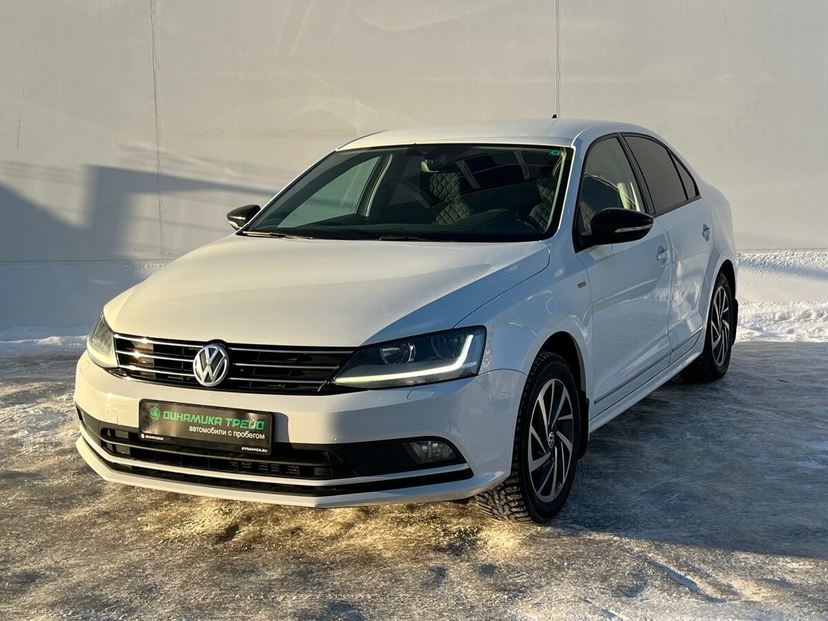 Купить б/у Volkswagen Jetta VI Рестайлинг 1.6 AT (110 л.с.) бензин ...