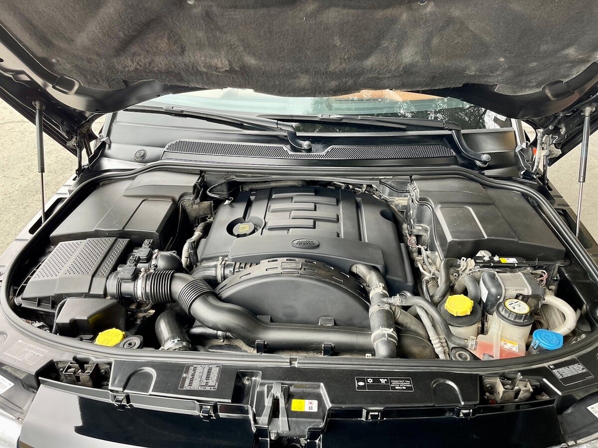 Купить б/у Land Rover Range Rover Sport I Рестайлинг 3.0d AT (245 л.с.) 4WD дизель автомат в ...