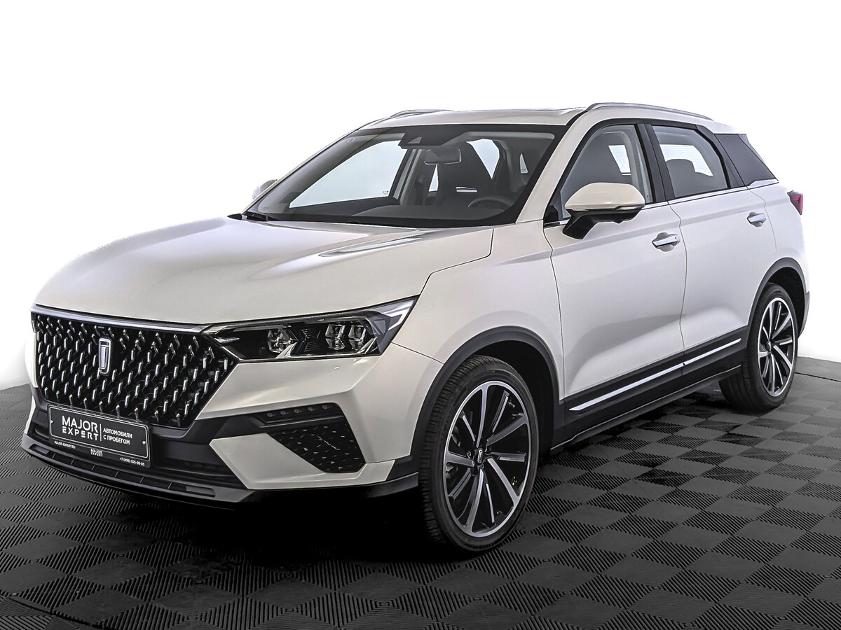 Купить б/у FAW Bestune T77 2018-н.в. 1.5 AMT (160 л.с.) бензин робот в Москве: белый ФАВ Бестюн ...