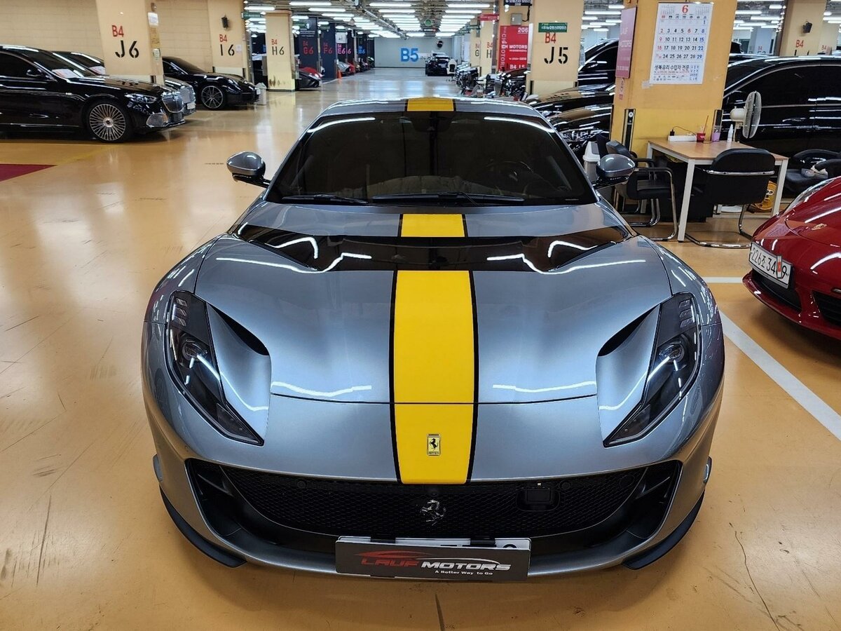 Купить б/у Ferrari 812 2017-2024 Superfast 6.5 AMT (800 л.с.) бензин робот во Владивостоке ...