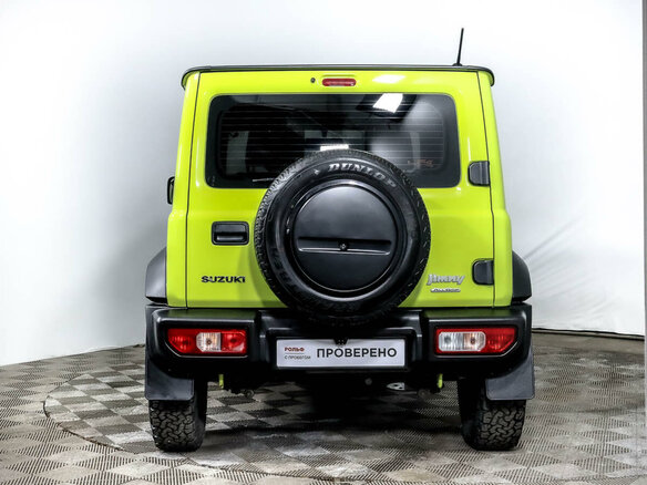 Купить б/у Suzuki Jimny IV 1.5 MT (102 л.с.) 4WD бензин механика в ...