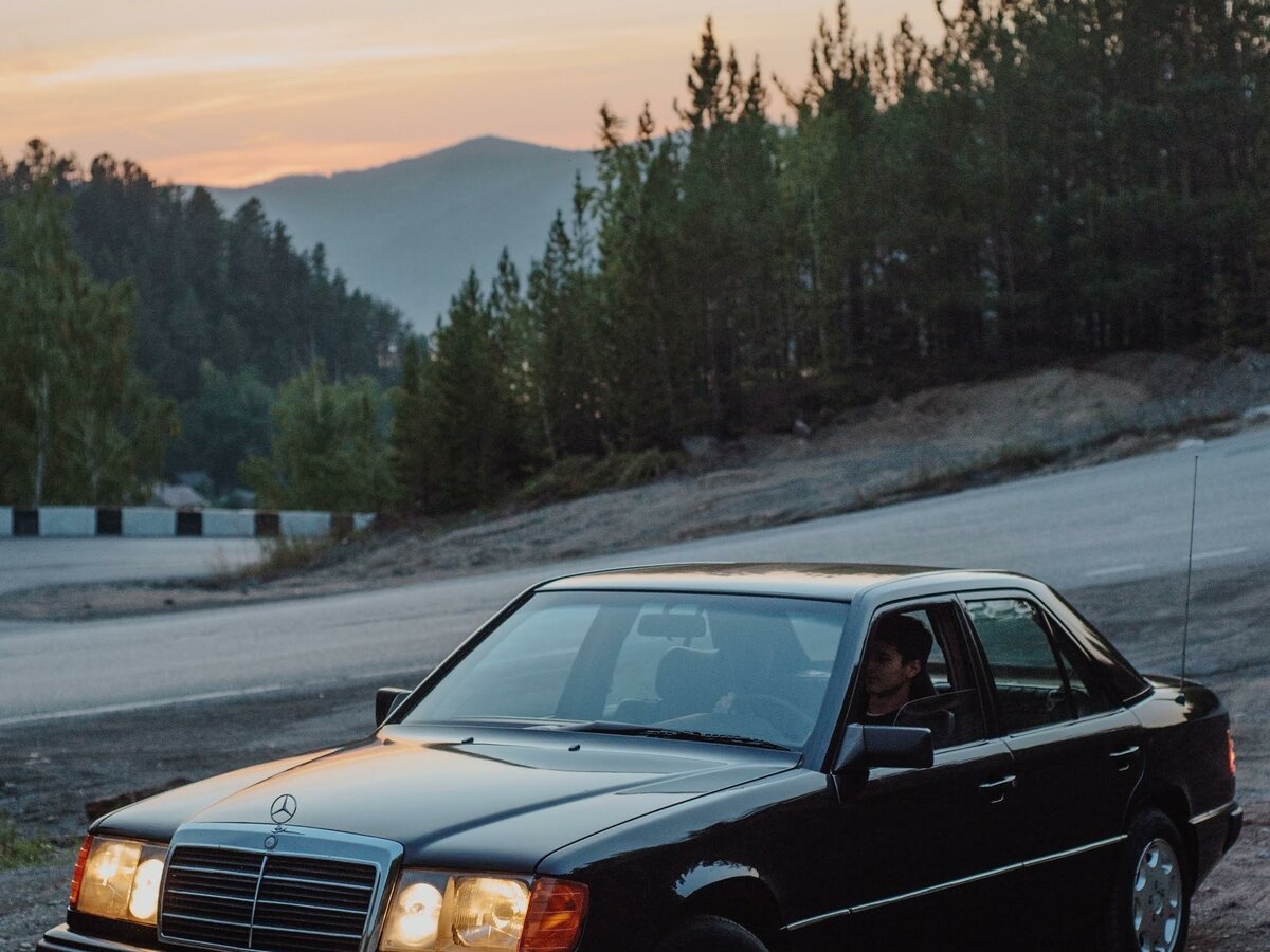 Купить б/у Mercedes-Benz W124 1984-1993 230 4-speed 2.3 MT (132 л.с ...