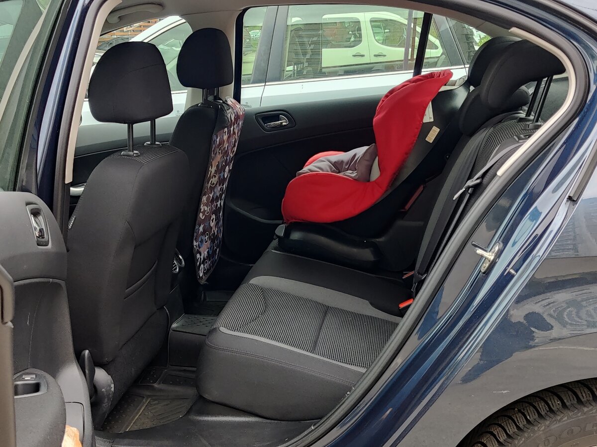 Купить б/у Peugeot 408 I 1.6 AT (150 л.с.) бензин автомат в Пскове ...