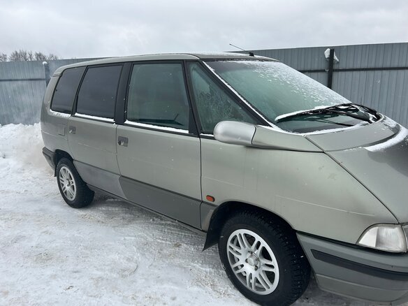Купить б/у Renault Espace II 2.2 MT (107 л.с.) 4WD бензин механика в Вязьме: серый Рено Эспэйс ...