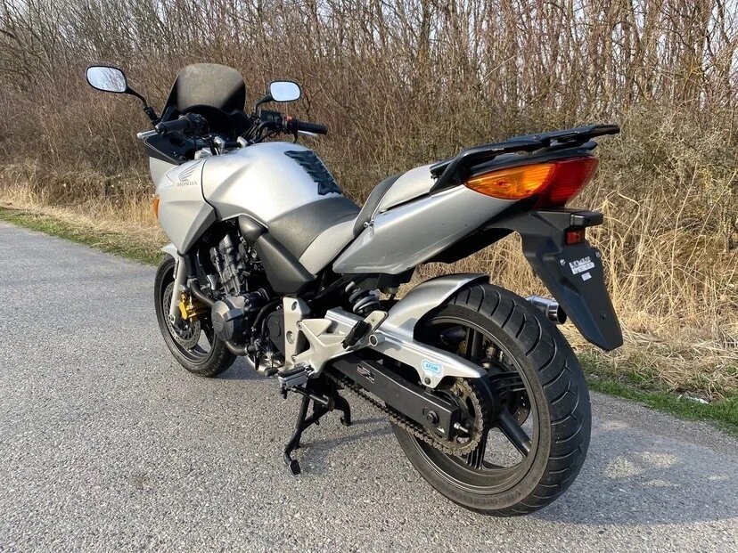 Купить б/у Honda CBF 600 карбюратор 6 передач в Иноземцево: серебристый ...