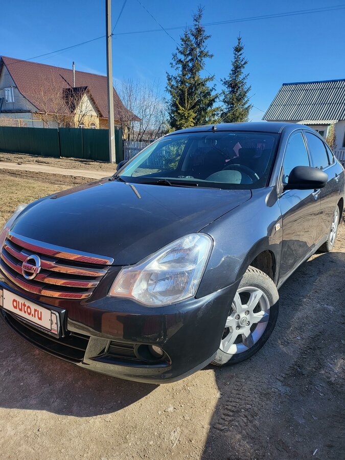 Купить б/у Nissan Almera III (G15) 1.6 MT (102 л.с.) бензин механика в Омске: чёрный Ниссан ...
