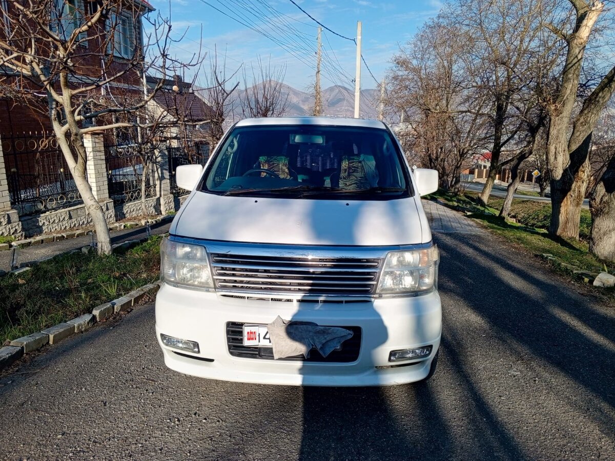 Купить б/у Nissan Elgrand I (E50) 3.2d AT (150 л.с.) 4WD дизель автомат в Новороссийске: белый ...
