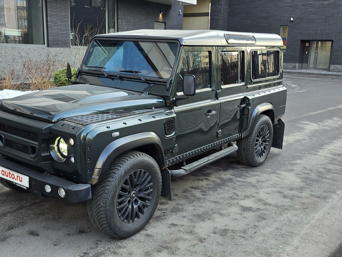 Купить б/у Land Rover Defender I Рестайлинг 110 2.4d MT (122 л.с.) 4WD ...