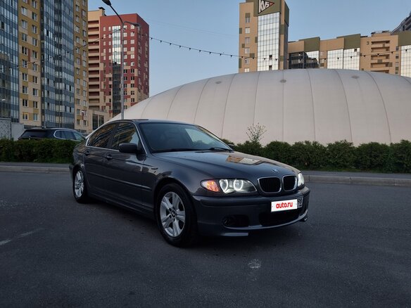 Купить б/у BMW 3 серии IV (E46) Рестайлинг 320i 2.2 MT (170 л.с.) бензин механика в Санкт ...