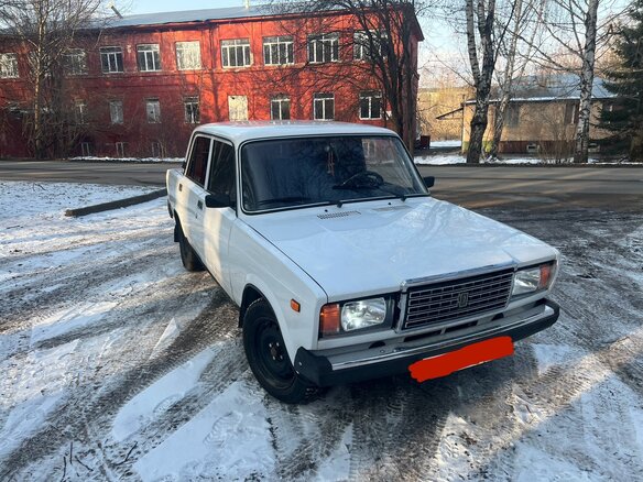 Купить б/у Lada (ВАЗ) 2107 1982-2012 1.6 MT (75 л.с.) бензин механика в ...