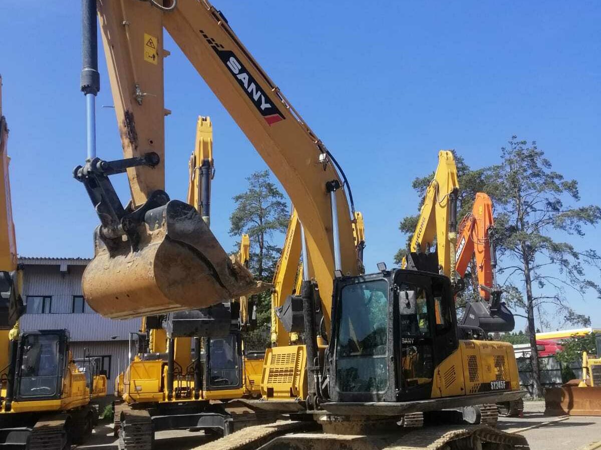 Купить б/у Sany SY245H в Краснодаре: жёлтый гусеничный экскаватор 2022 ...