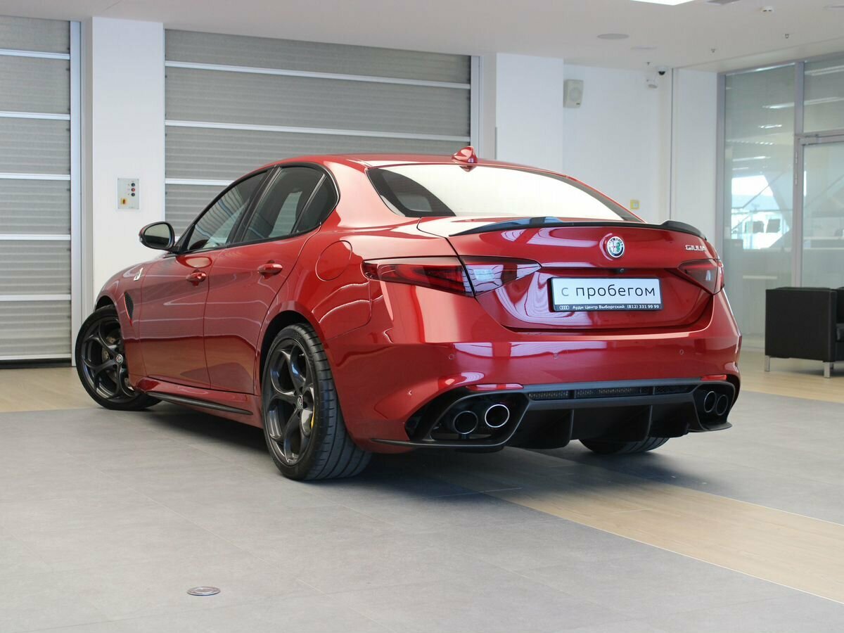 Купить б/у Alfa Romeo Giulia II (952) Quadrifoglio 2.9 AT (510 л.с ...