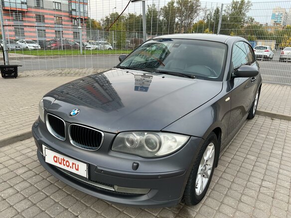 Купить б/у BMW 1 серии I (E81/E82/E87/E88) Рестайлинг 120i 2.0 AT (156 л.с.) бензин автомат в ...