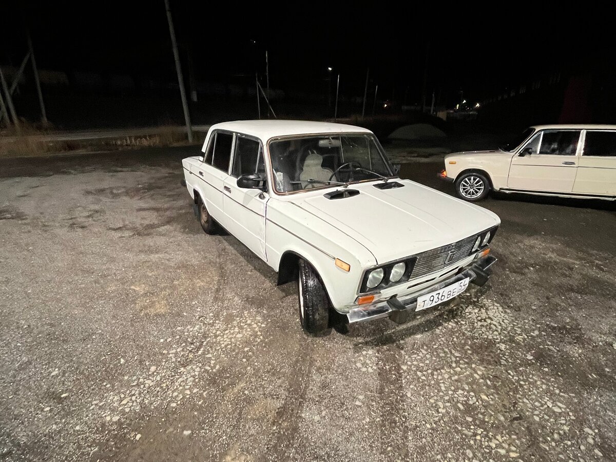 Купить б/у Lada (ВАЗ) 2106 1976-2006 1.5 MT (72 л.с.) бензин механика в Новосибирске: белый Лада ...