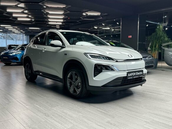 Купить б/у Ciimo (Dongfeng-Honda) M-NV I Electro AT (120 кВт) электро ...