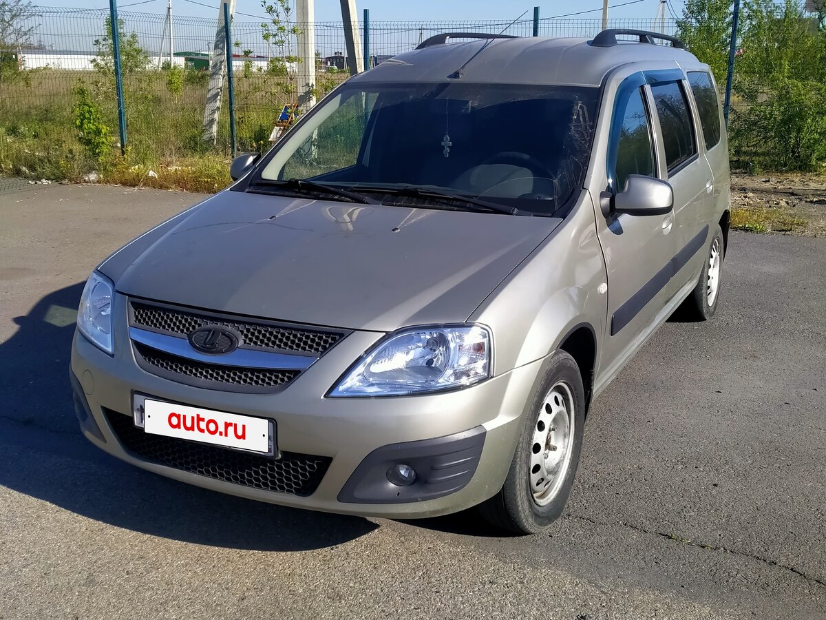 Купить б/у Lada (ВАЗ) Largus I 1.6 MT (105 л.с.) бензин механика в Ростове-на-Дону: бежевый Лада ...