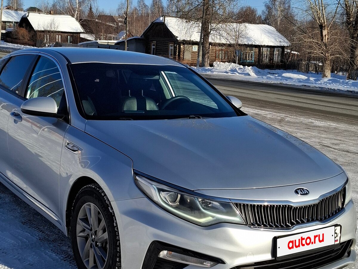 Купить б/у Kia K5 II 2.0 AT (168 л.с.) бензин автомат в Екатеринбурге: серебристый Киа к5 II ...