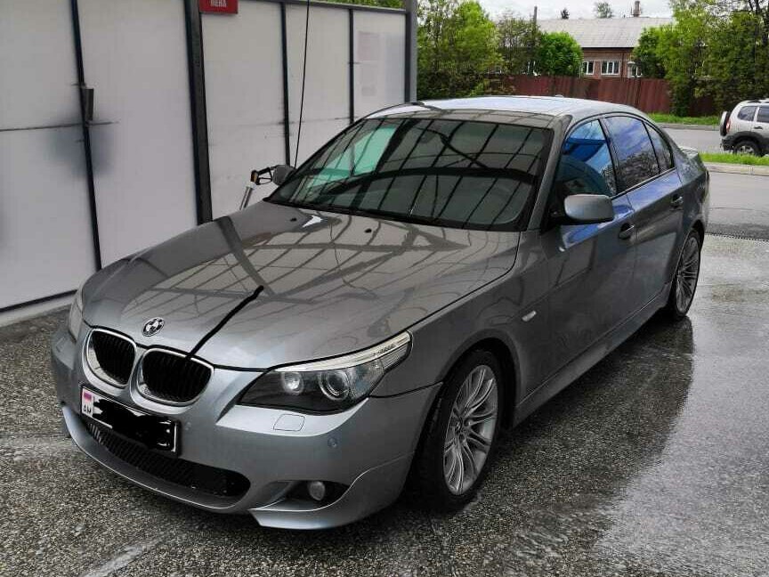 Купить б/у BMW 5 серии V (E60/E61) 545i 4.4 AT (333 л.с.) бензин ...