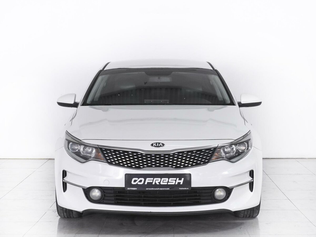 Купить б/у Kia K5 II 2.0 AT (151 л.с.) газ автомат в Азове: белый Киа к5 II седан 2015 года по ...