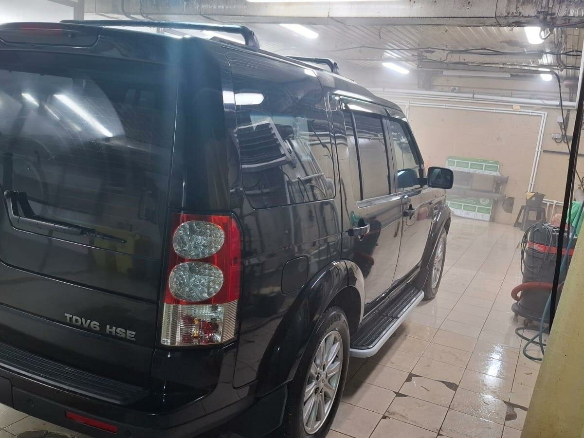 Купить б/у Land Rover Discovery III 2.7d AT (190 л.с.) 4WD дизель автомат в Москве: чёрный Ленд ...