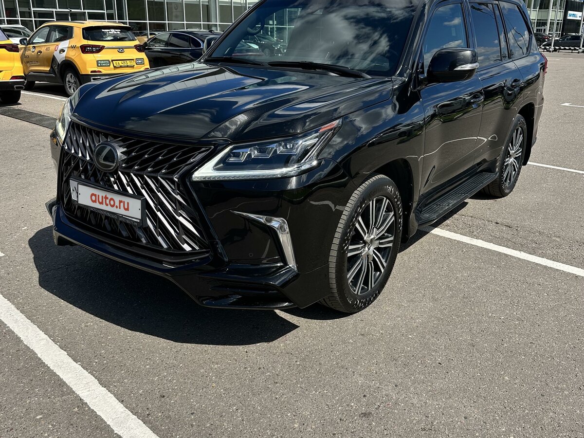 Купить б/у Lexus LX III Рестайлинг 2 570 5.7 AT (367 л.с.) 4WD бензин ...