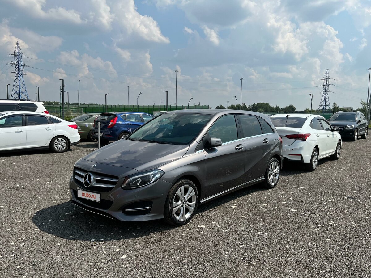 Купить б/у Mercedes-Benz B-Класс II (W246) Рестайлинг 180 1.6 AMT (122 ...