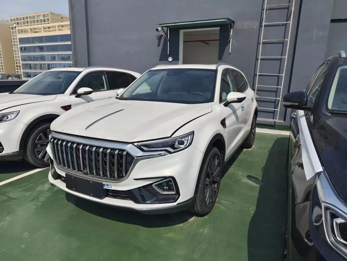 Купить б/у Hongqi HS5 I 2.0 AT (224 л.с.) 4WD бензин автомат во Владивостоке: белый Хончи ХС5 I ...