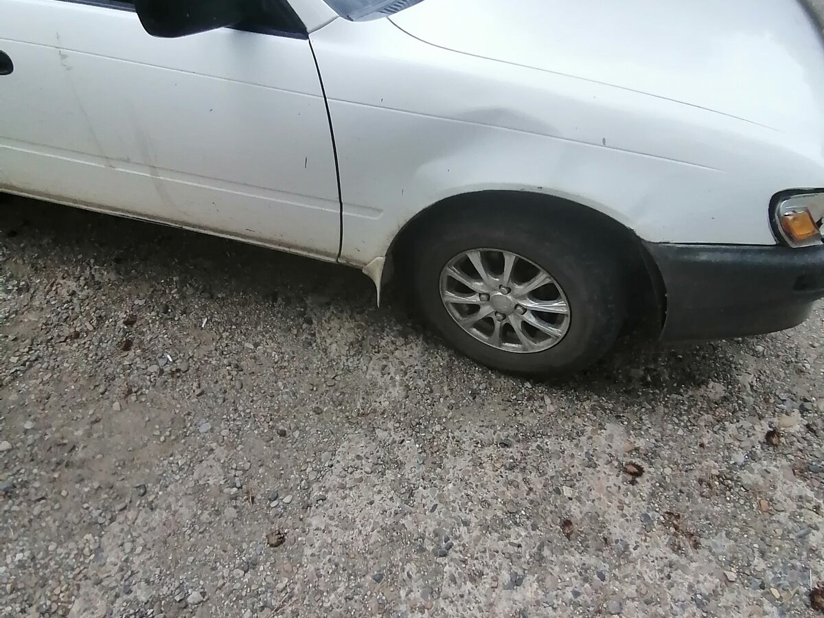 Купить б/у Toyota Sprinter V (E80) 1.5 AT (83 л.с.) бензин автомат в ...