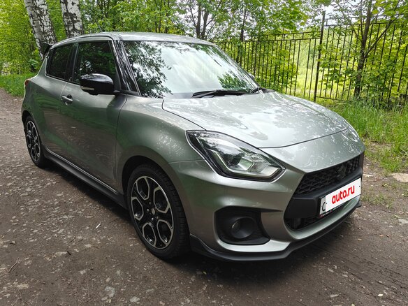 Купить б/у Suzuki Swift V 1.4 AT (140 л.с.) бензин автомат в Санкт ...