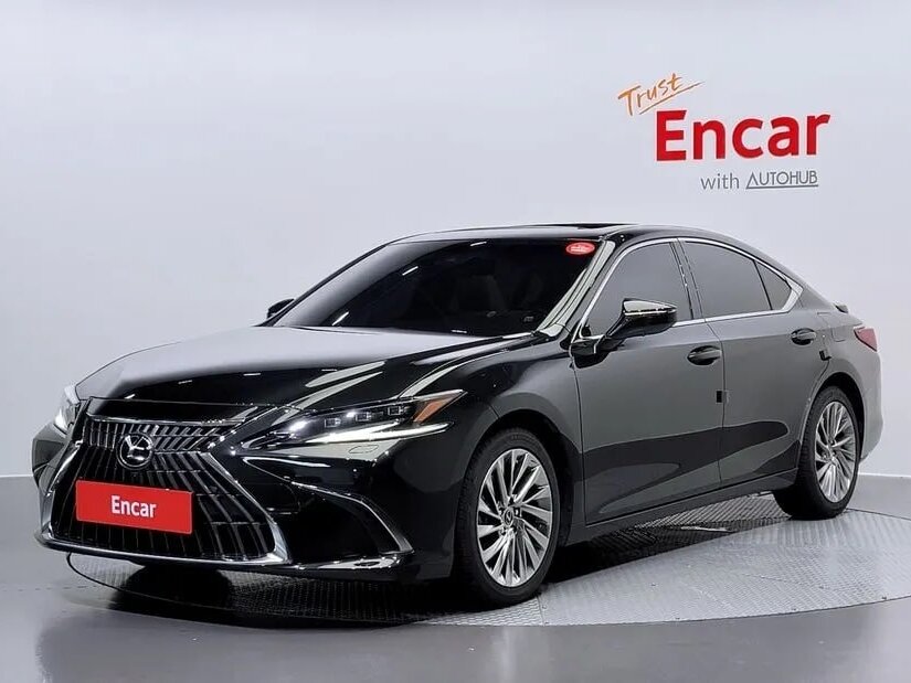 Купить б/у Lexus ES VII Рестайлинг 300h 2.5hyb CVT (218 л.с.) гибрид вариатор в Иркутске: чёрный ...