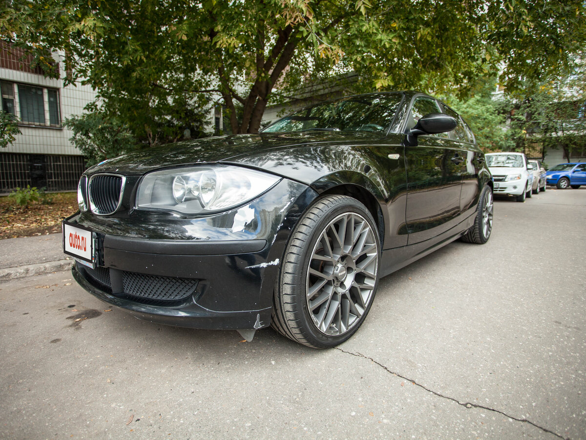 Купить б/у BMW 1 серии I (E81/E82/E87/E88) Рестайлинг 116i 1.6 AT (115 л.с.) бензин автомат в ...
