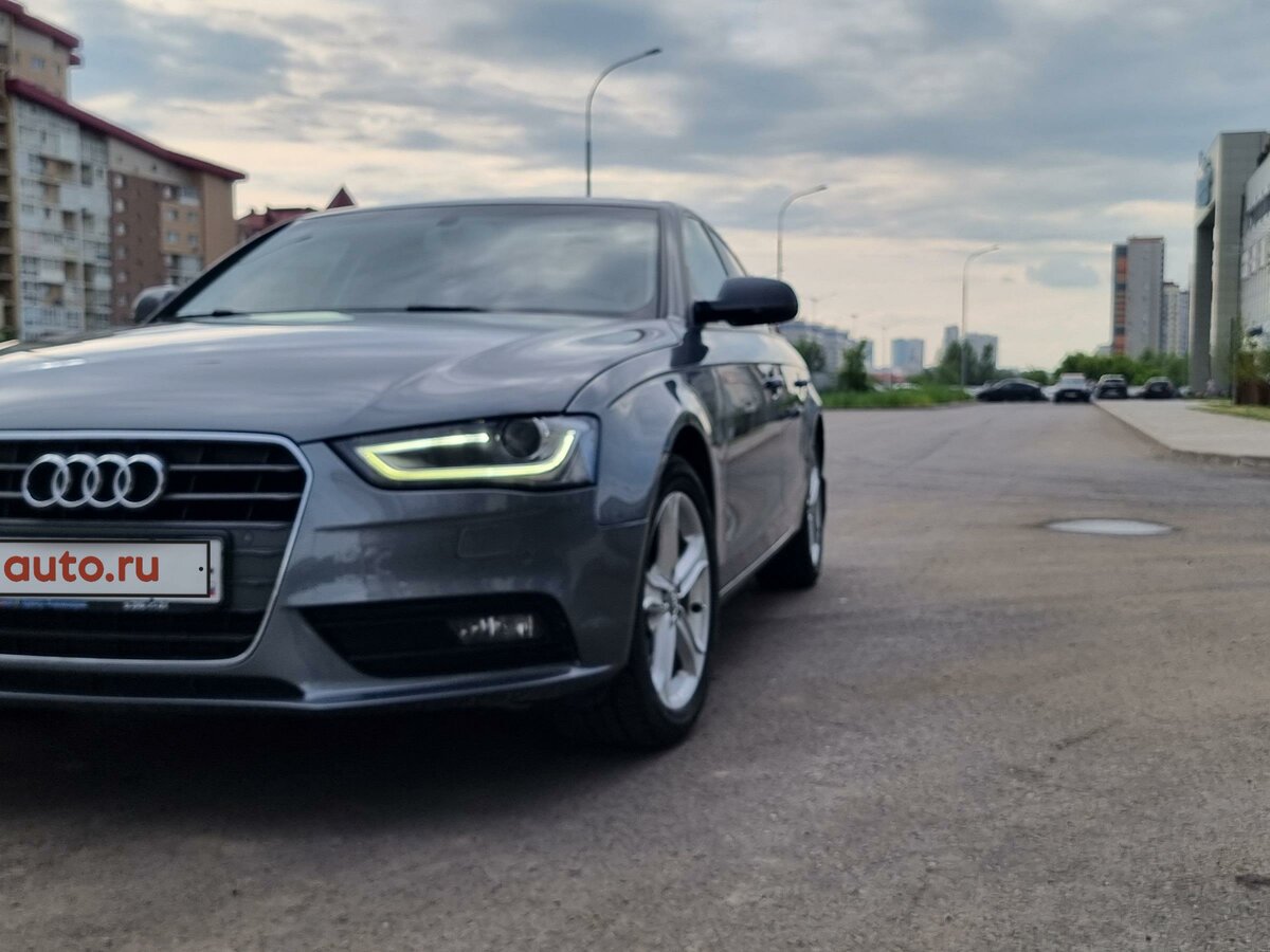 Купить б/у Audi A4 IV (B8) Рестайлинг 1.8 CVT (170 л.с.) бензин вариатор в Красноярске: серый ...