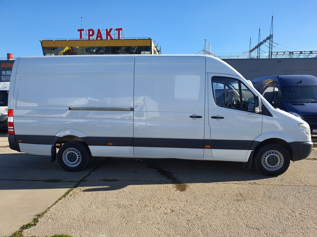 Купить б/у Mercedes-Benz Sprinter дизель механика в Москве: белый ...