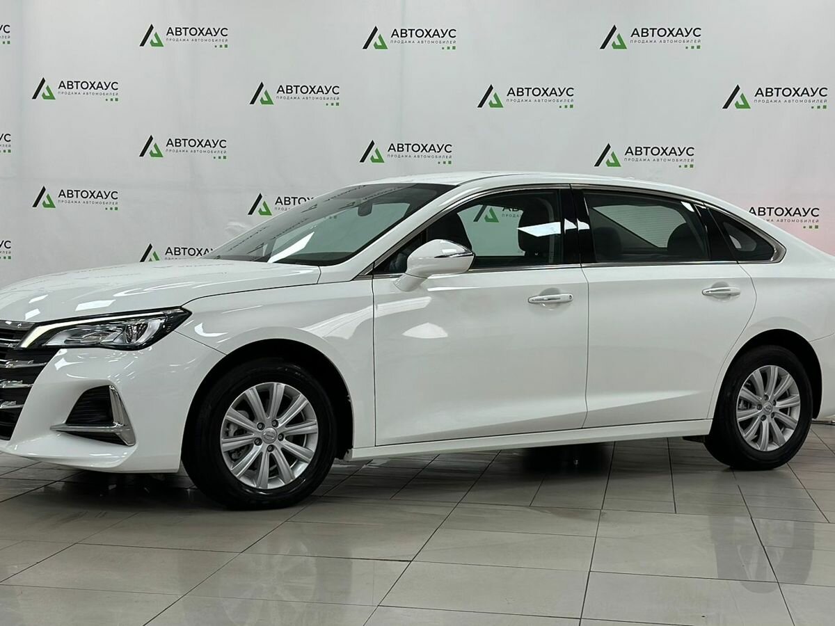 Купить б/у GAC Trumpchi GA6 2019-2023 1.5 AT (169 л.с.) бензин автомат в Москве: белый Трампчи ...