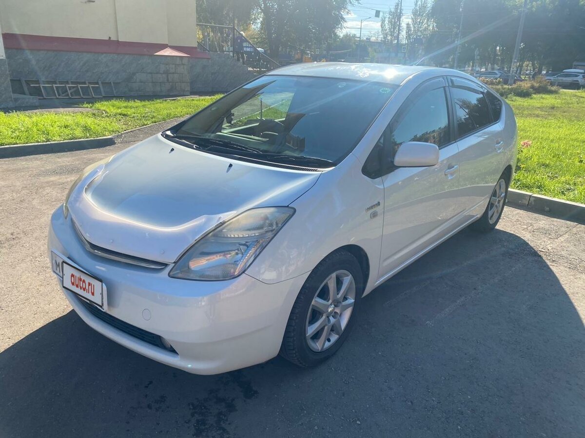 Купить б/у Toyota Prius II Рестайлинг (XW20) 1.5hyb AT (76 л.с.) гибрид ...